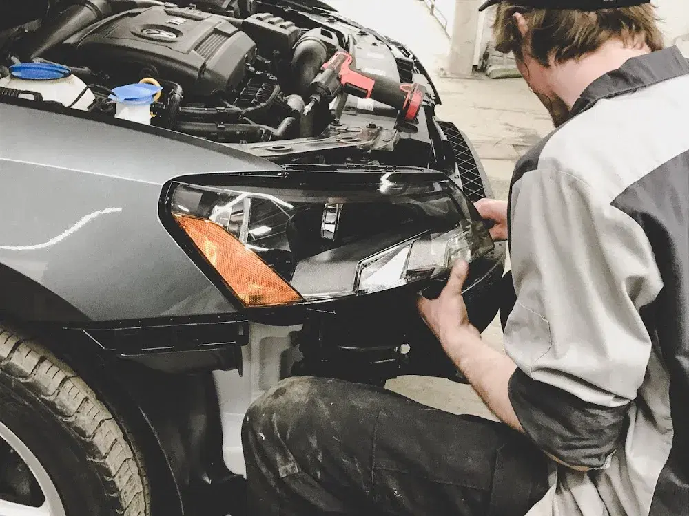 Luther Collision & Glass in Brooklyn Park, MN - 148 Reviews